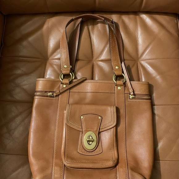 Coach | Bags | Vintage Coach Brown Leather Turnlock Tote Authentic ...